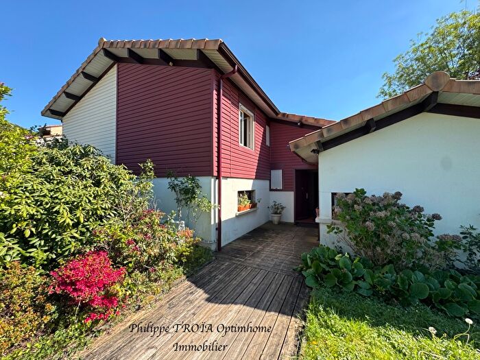 Artigues-près-Bordeaux : Maison 6 pièces à vendre