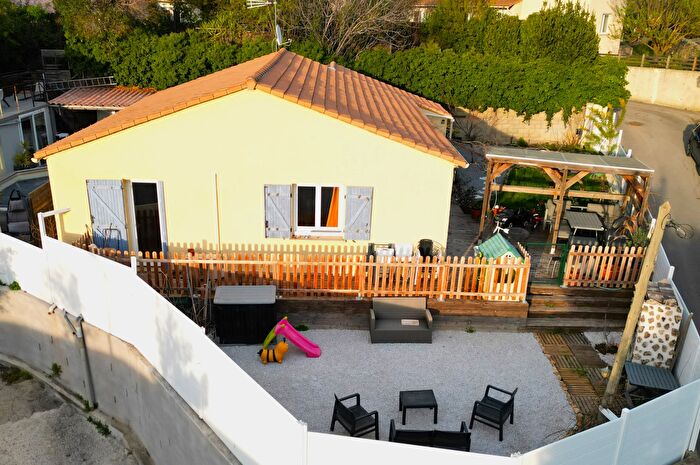 Maisons à vendre et appartements à louer - 1
