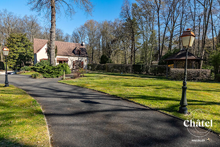 Maison à vendre - Lamorlaye - 7 pièces - 4 chambres