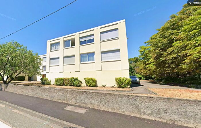 Clermont-Ferrand, Les Landais, Fontaine du Bac, La Pardieu : Appartement 1 pièce à vendre