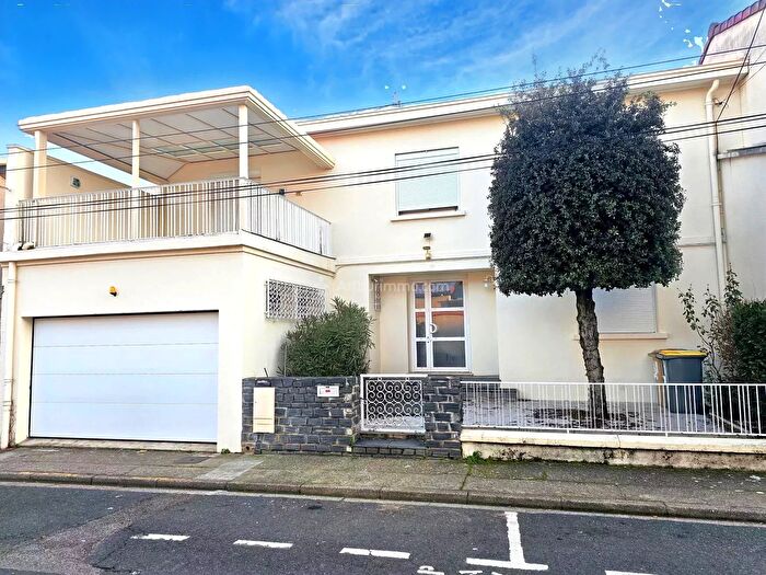 Maison à vendre - Albi, Le Lude, Bellevue - 6 pièces - 4 chambres