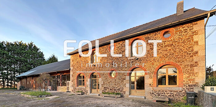 Maison à vendre - Javené - 7 pièces - 5 chambres