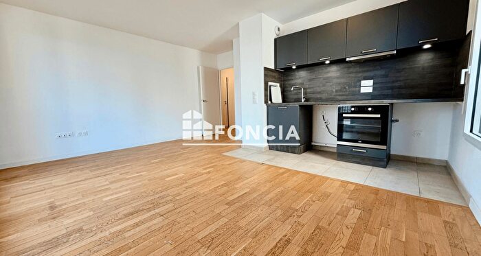 Appartement à vendre - Saint-Germain-en-Laye, Hennemont - 2 pièces - 1 chambre