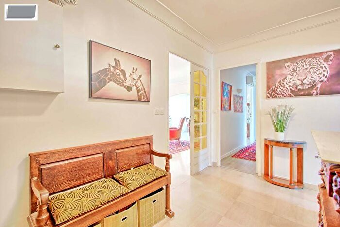Le Faron-Fort-Rouge, Toulon : Appartement 4 pièces à louer