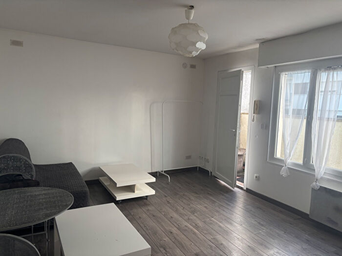 Appartement à louer - Bordeaux, Saint-Genès - 1 pièce