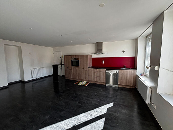 Appartement à louer - Saint-Genest-Lerpt - 3 pièces - 2 chambres