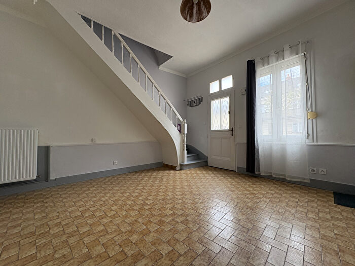 Maison à louer - Saint-Lambert-des-Levées, Croix Verte - 3 pièces - 2 chambres