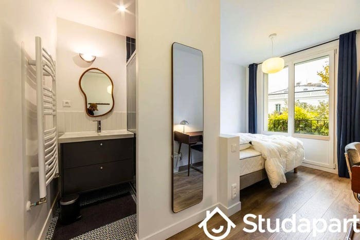 Centre-Voltaire, Asnières-sur-Seine - Appartement 1 pièce à louer