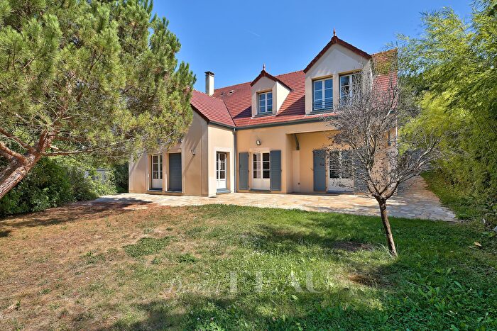 Maison à louer - Aigremont - 9 pièces - 4 chambres