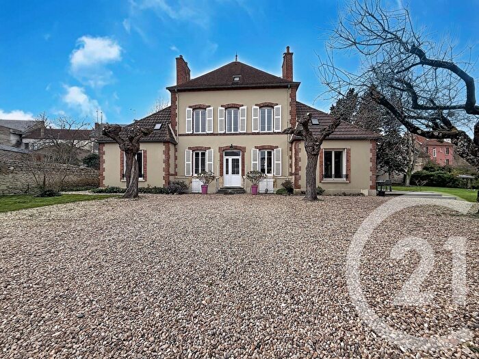 Maison 10 pièces à vendre - Saint-Pourçain-sur-Sioule