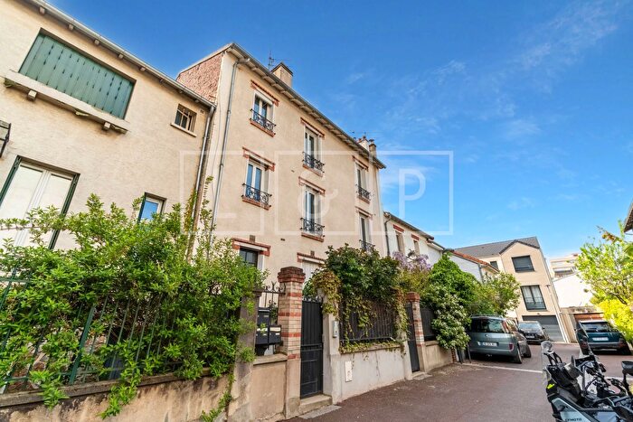 Maison 8 pièces à Issy-les-Moulineaux, Centre-ville, Corentin Celton, Les Varennes, à vendre