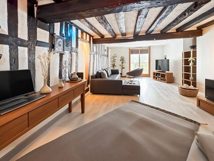 Appartement à louer - Bourgogne-Châtelet, Orléans - 4 pièces - 2 chambres