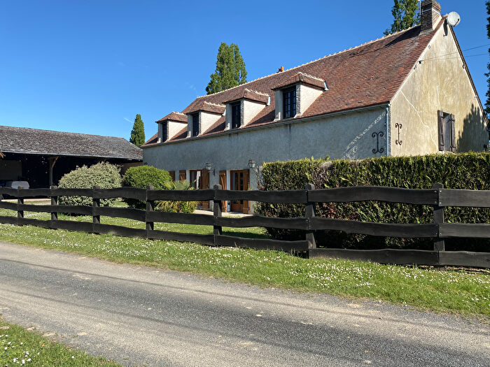 Maison 7 pièces à vendre - Saint-Hilaire-les-Andrésis