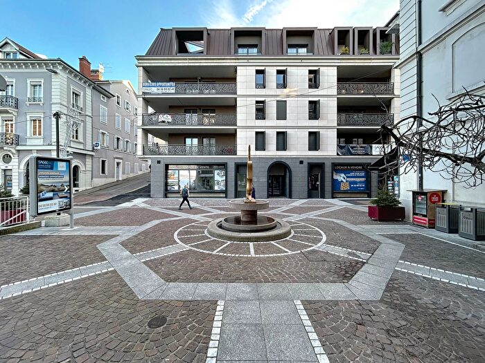 Appartement à vendre - Évian-les-Bains - 4 pièces - 3 chambres