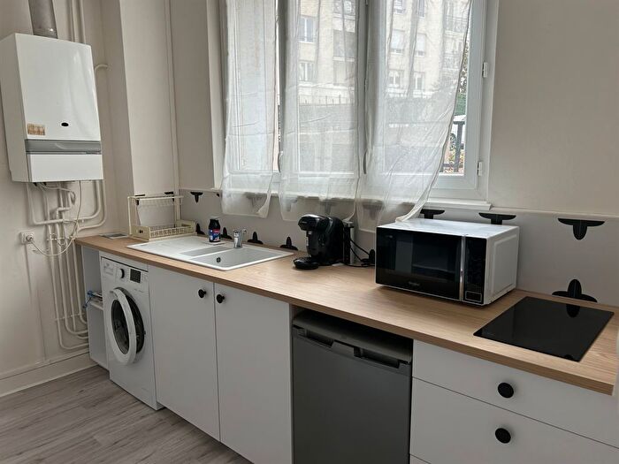 Appartement à louer - Chamalières, Royat - 1 pièce