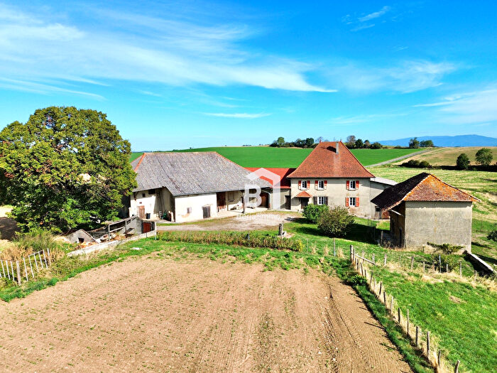 Saint-Didier-de-la-Tour : Maison 6 pièces à vendre
