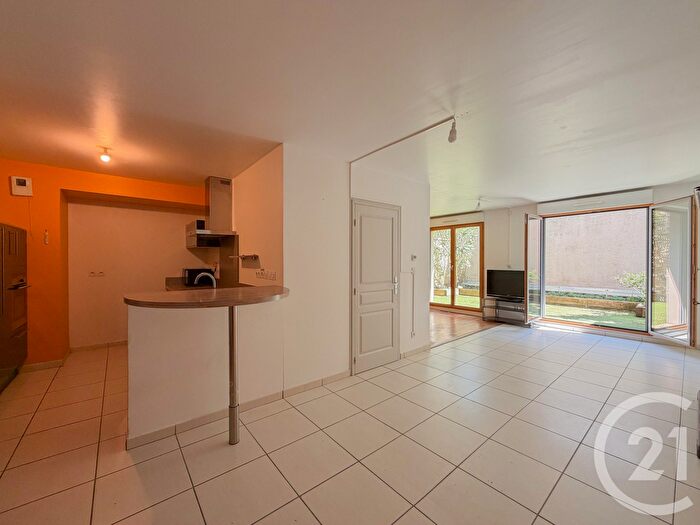 Appartement à vendre - Champagne-au-Mont-dOr - 4 pièces - 3 chambres