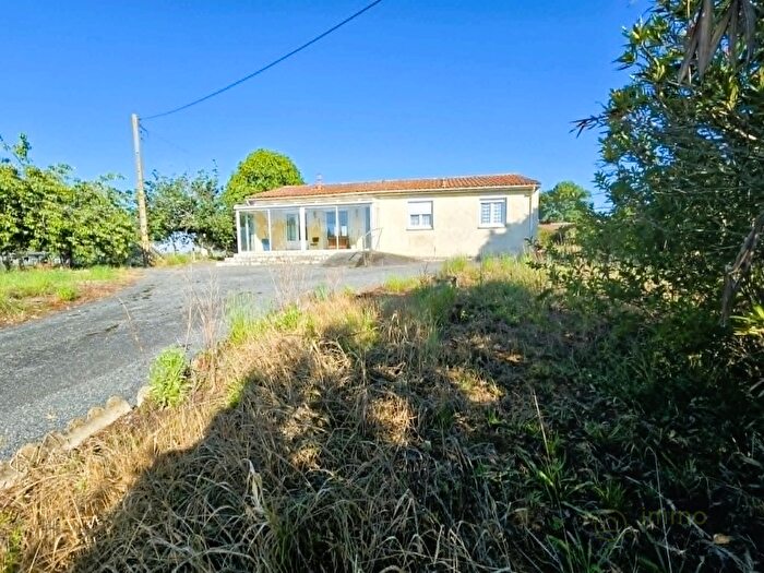Mirambeau : Maison 6 pièces à vendre