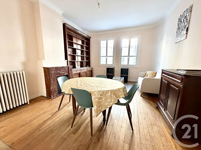 Appartement 3 pièces à louer à Rodez, Amphithéatre