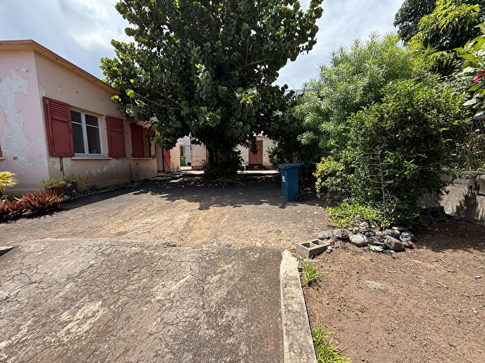 Maison à vendre - Le Port, Centre-ville - 7 pièces - 6 chambres