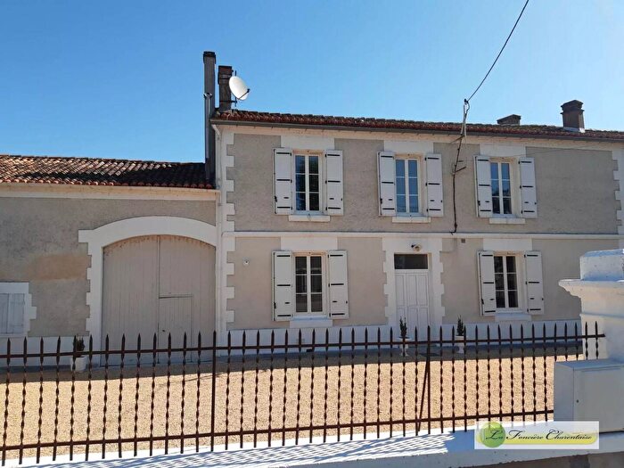 Nord Centre, Saint-Yrieix-sur-Charente : Maison 3 pièces à louer