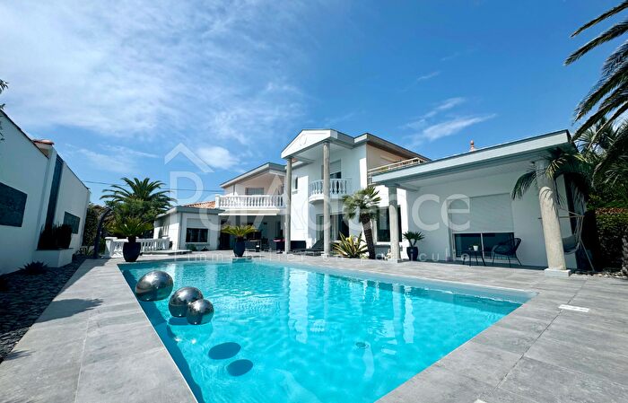 Maison à vendre - Vaux-sur-Mer - 6 pièces - 4 chambres