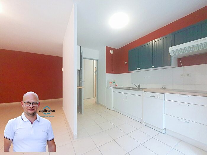 Appartement à louer - Le Pont-de-Beauvoisin - 2 pièces - 1 chambre