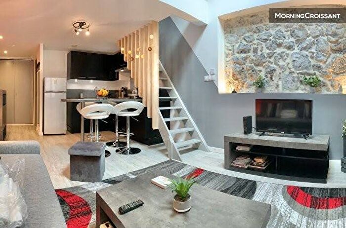 Appartement à louer - Centre-ville, Victor Hugo, Grenoble - 1 pièce