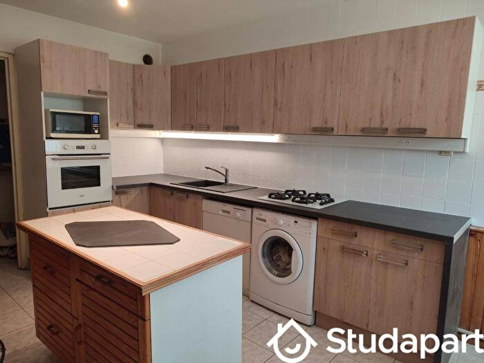 Appartement à louer - Arlequin, Grenoble - 1 pièce - 1 chambre