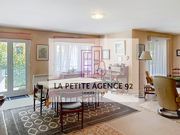 Châtillon, Centre-ville, Sarments : Appartement 5 pièces à vendre