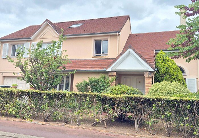 Maison à louer - Ouest, Croissy-sur-Seine - 7 pièces - 5 chambres