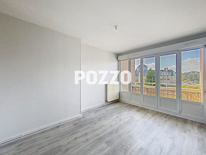 Vire, Centre-ville, Gare : Appartement 2 pièces à louer