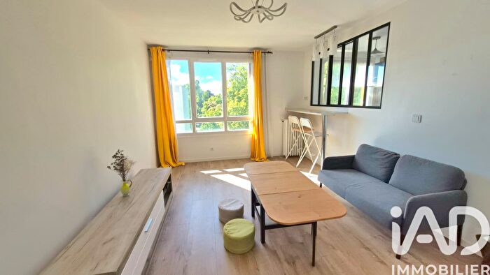 Appartement à louer - Clamart, Trivaux, La Garenne - 3 pièces - 2 chambres