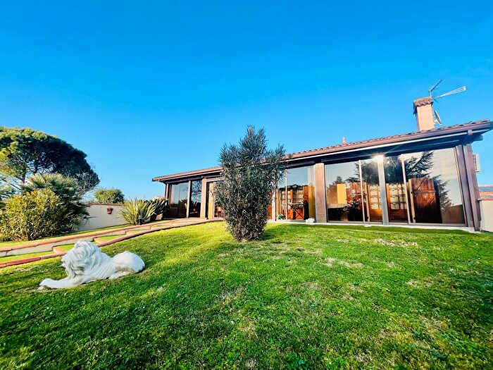 Maison à vendre - Castelginest - 5 pièces - 4 chambres