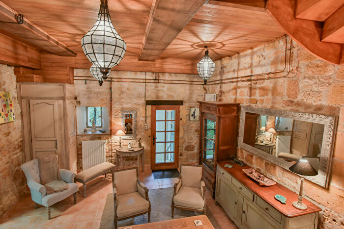 Maison à vendre - Couze-et-Saint-Front - 6 pièces - 3 chambres