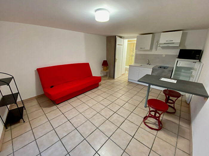 Sennecey-le-Grand : Appartement 1 pièce à louer