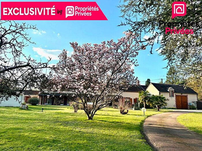 Maison à vendre - Villemandeur - 8 pièces - 4 chambres