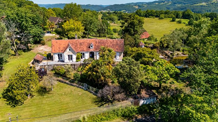 Maison 7 pièces à vendre à Beaulieu-sur-Dordogne