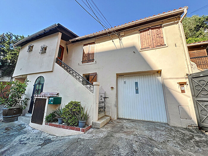 Maison à vendre - Nice, Madeleine - 5 pièces - 3 chambres