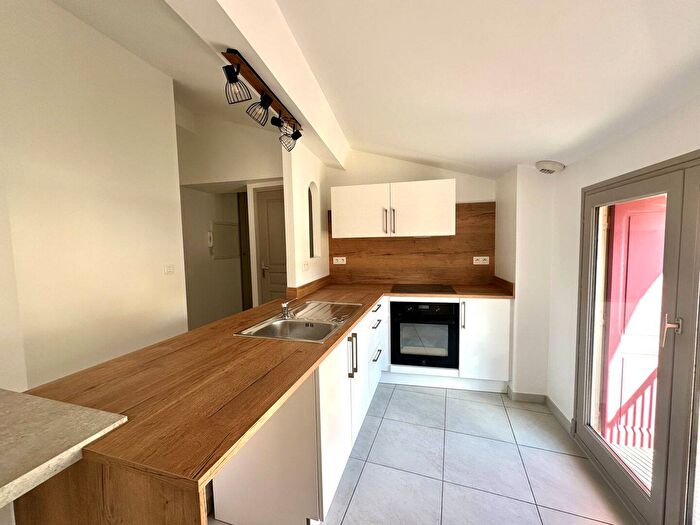 Centre Ville, Céret - Appartement 4 pièces à louer
