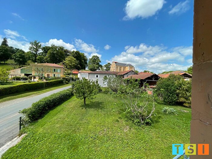 Appartement à louer - Saint-Ignan - 4 pièces - 3 chambres