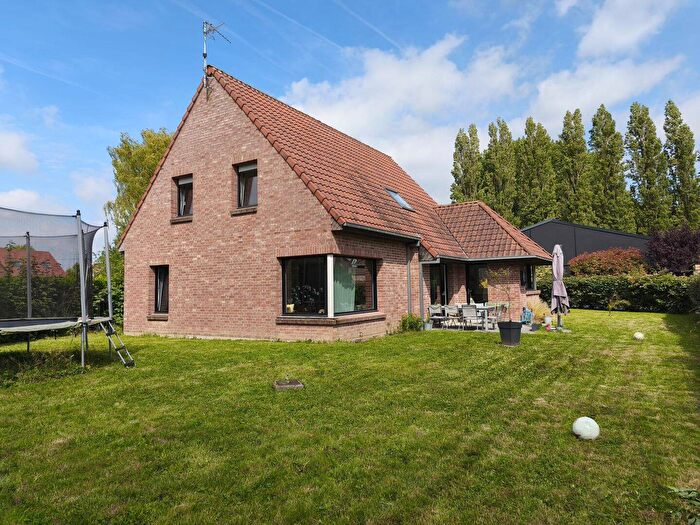 Maison 6 pièces à louer à Fleurbaix