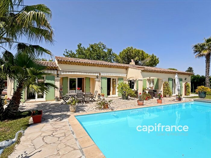 Maison 5 pièces à vendre à Bagnols-en-Forêt