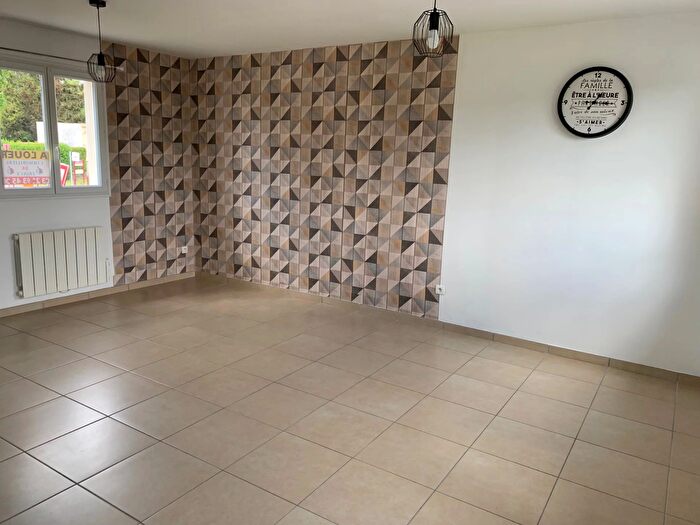 Appartement 4 pièces à Lumbres, à louer