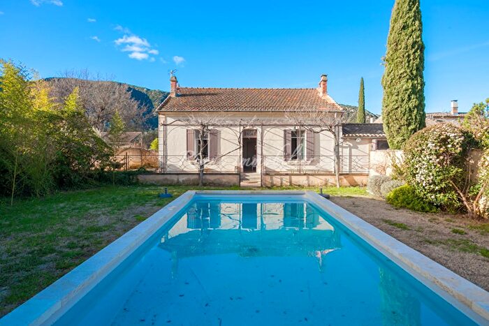 Maison à vendre - Maubec - 6 pièces - 4 chambres