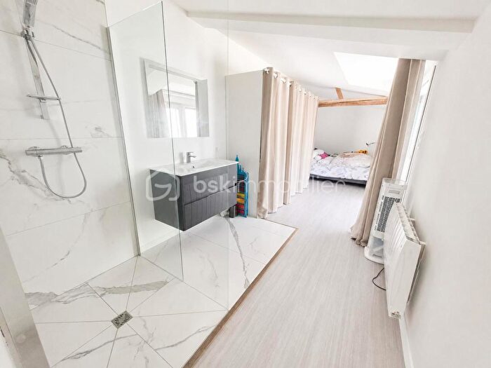 Maison 10 pièces à Mourmelon-le-Grand, à vendre