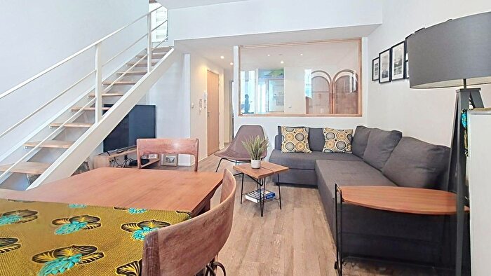 Appartement à vendre - Marseille e , Les Chartreux - 3 pièces - 2 chambres