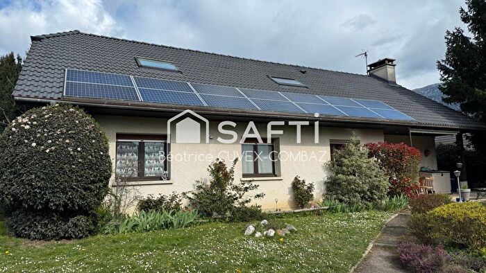 Maison à vendre - Gilly-sur-Isère - 7 pièces - 5 chambres