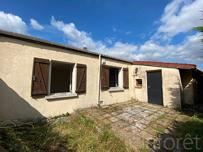 Goussainville, Grenelle, Grandes-Bornes : Maison 3 pièces à louer