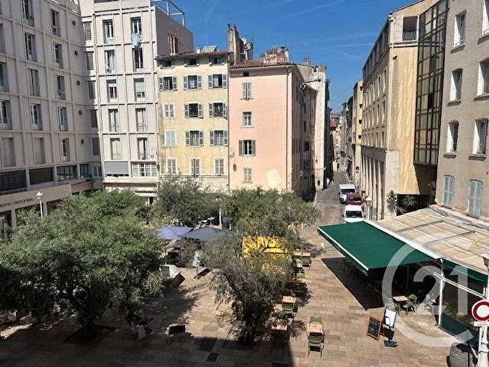 Appartement 4 pièces à Toulon, Centre-ville, à vendre
